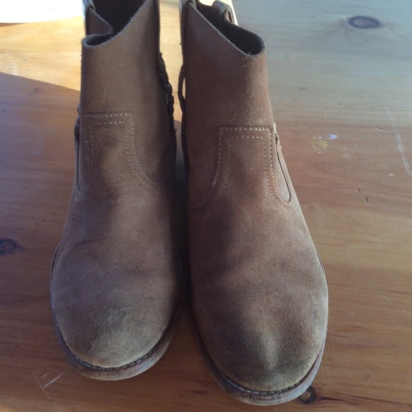 Report | Shoes | Report Boots | Poshmark